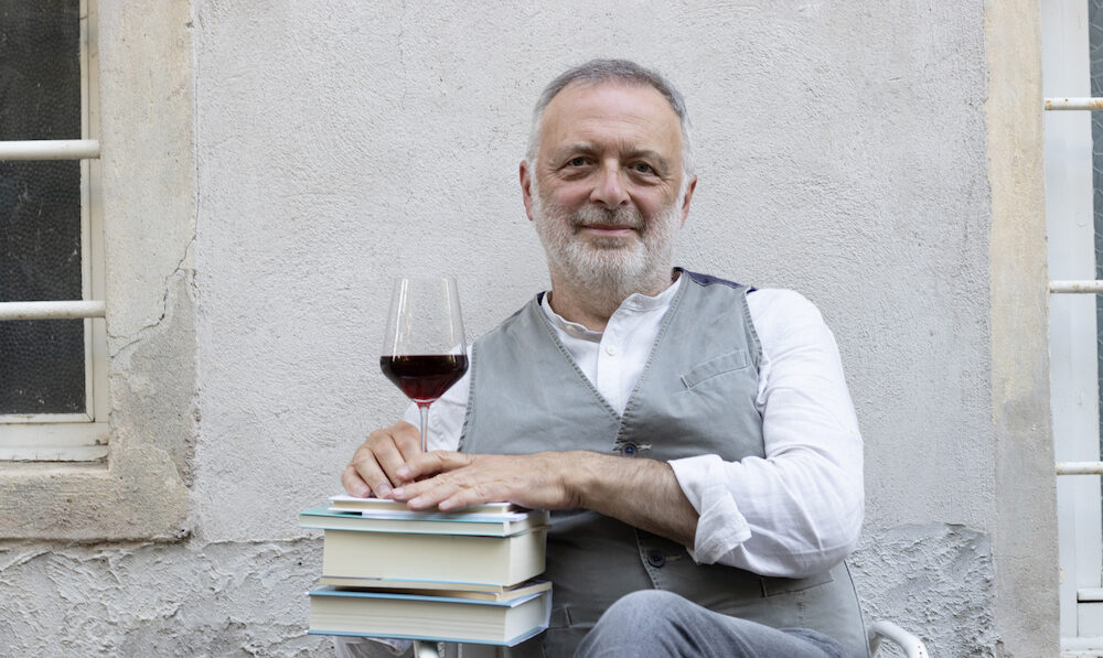 Ad Angelo Peretti il Premio Michele D'Innella 2024 - Vinibuoni d'Italia